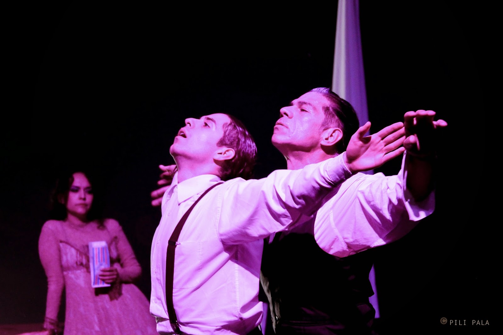 El arte y la saturación son principios fundamentales de la transgresión ...